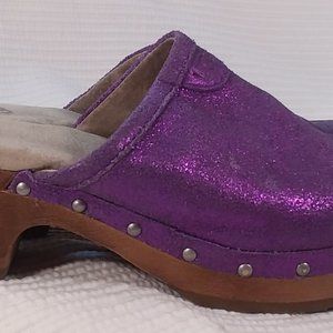 UGG | Shoes | Ugg Australia Evie Girls Purple Clogs Size | Poshmark